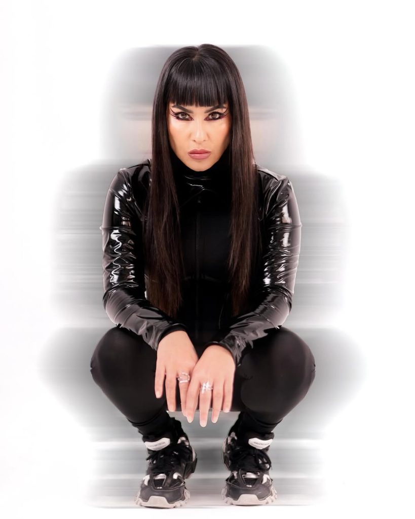 FATIMA HAJJI Y REBEKAH se unen al cartel del FESTIVAL SOUND WAVES - DJM ...